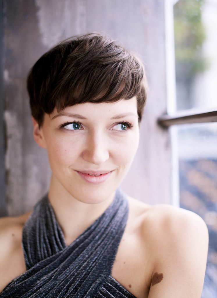 Mari Askvik - Artefact Artist Management
